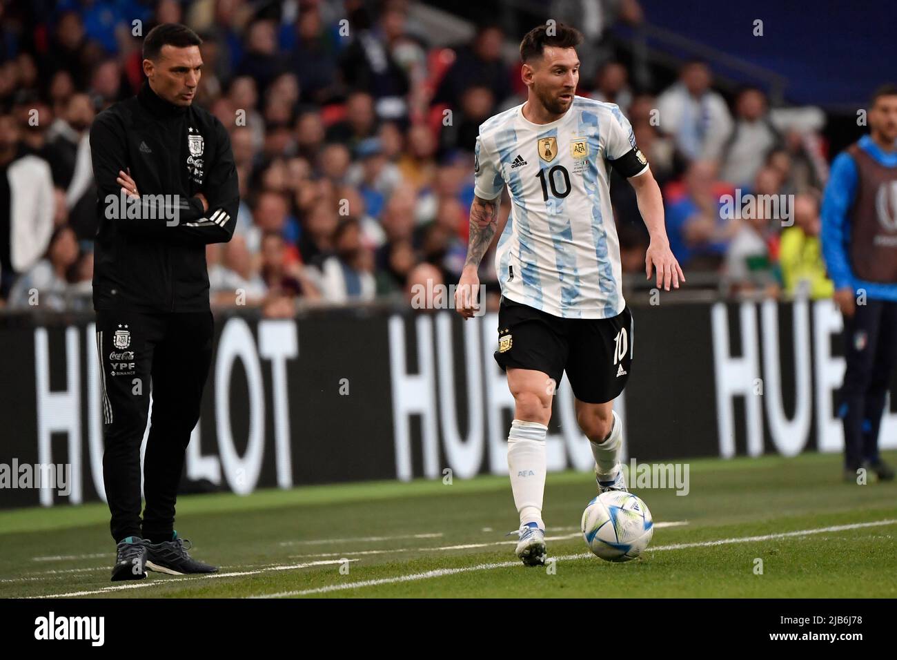 Scaloni messi hi-res stock photography and images - Alamy