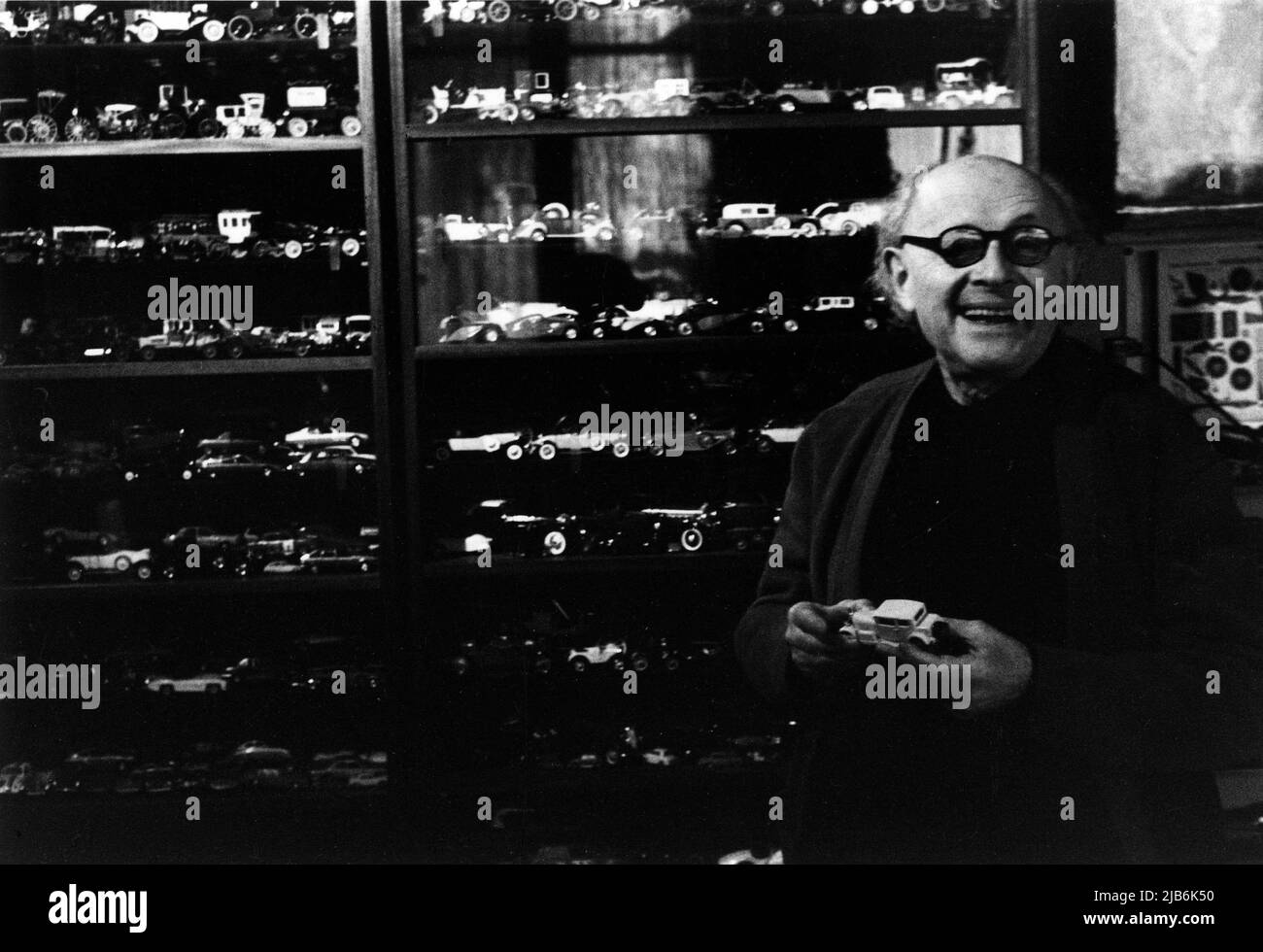Portrait du Pianiste Compositeur Jean Wiener (1896-1982) en 1979 ...