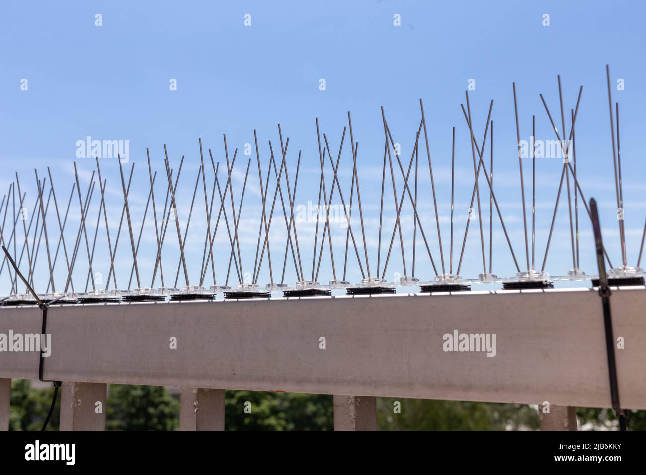 Anti sitting spikes hi-res stock photography and images - Alamy