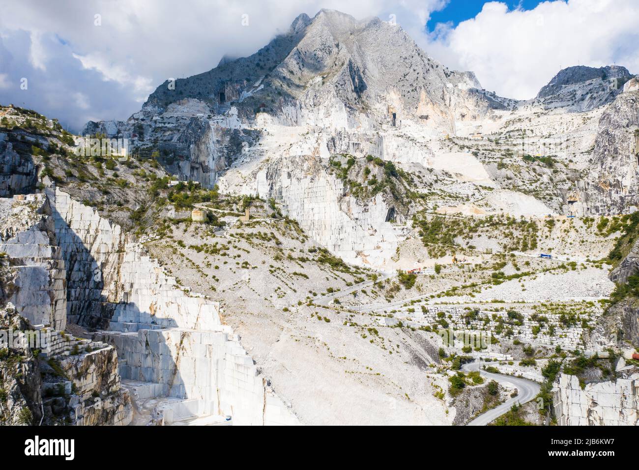 Carrara marble quarry Stock Photo - Alamy