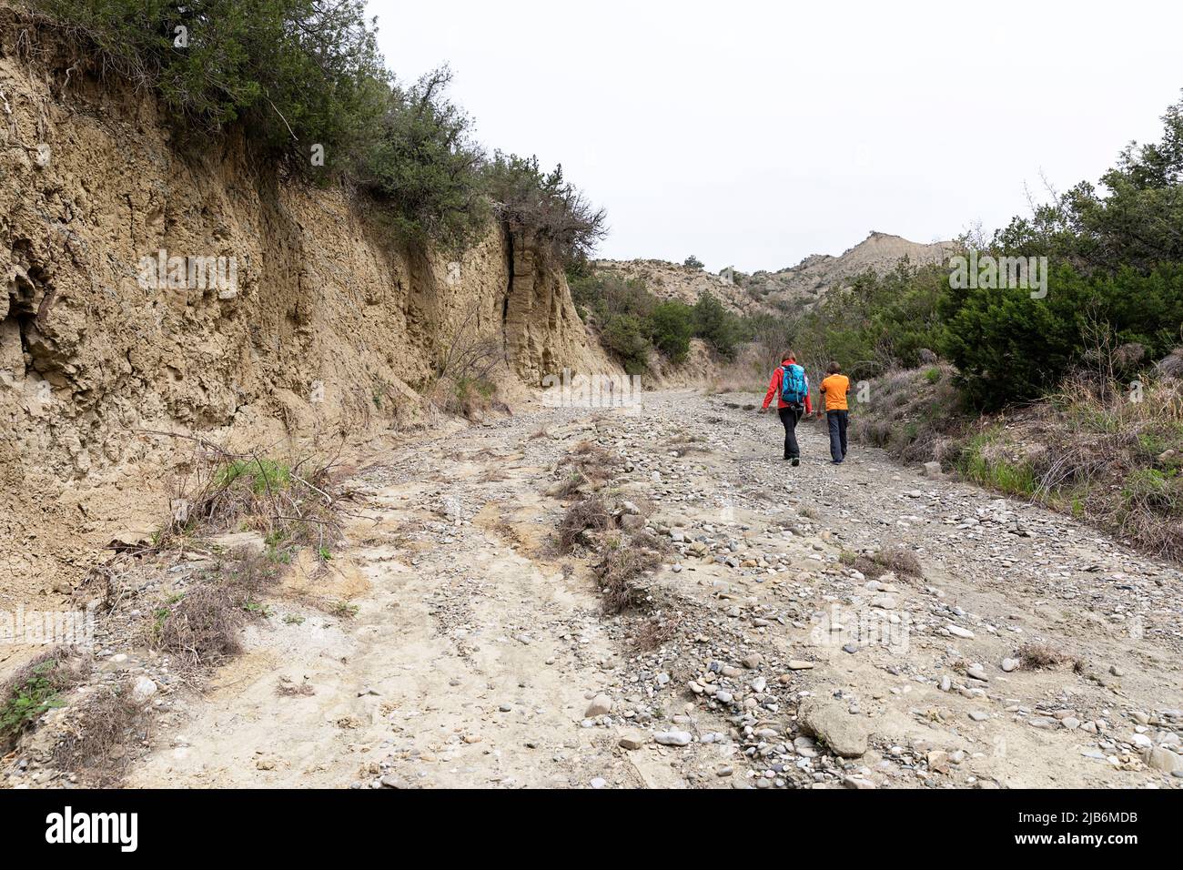 Mother and son walking the Bear Canyon Trail, Bear gorge, Datvis Khevi ...