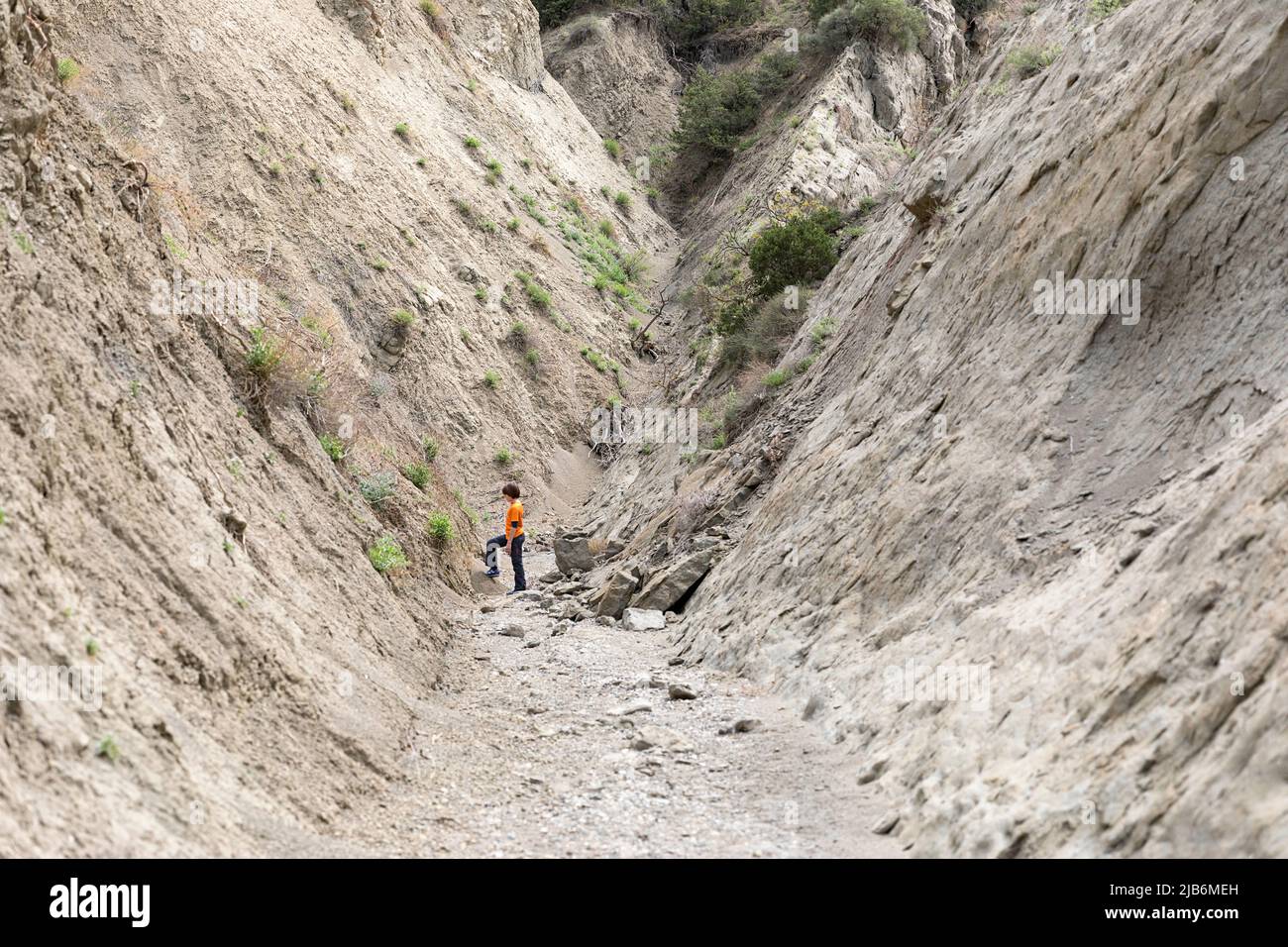 Boy walking in the Bear gorge, Datvis Khevi, Georgia Stock Photo - Alamy