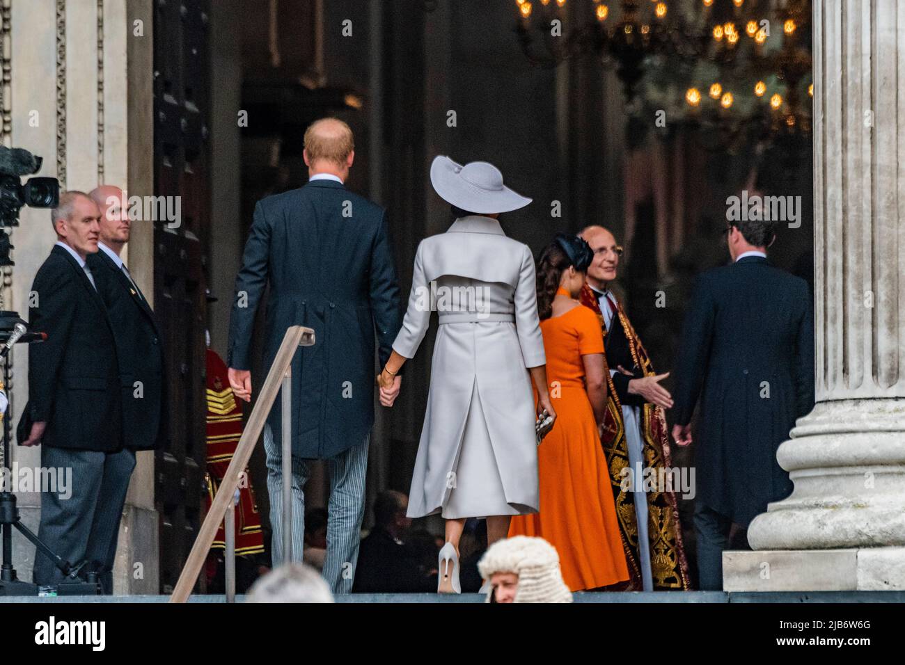 London, UK. 3rd June, 2022. Prince Harry and Megan, Duke and Duchess of ...