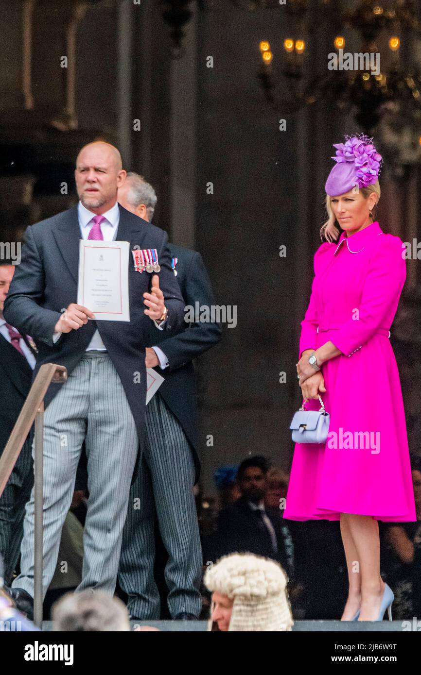 Queen elizabeth zara tindal hi-res stock photography and images - Alamy