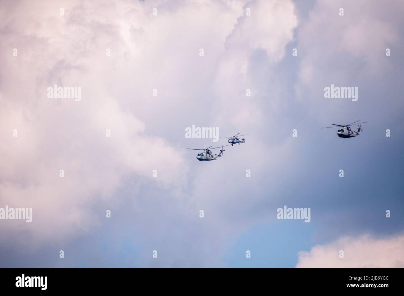 Flyover ceremonial flight hi-res stock photography and images - Alamy