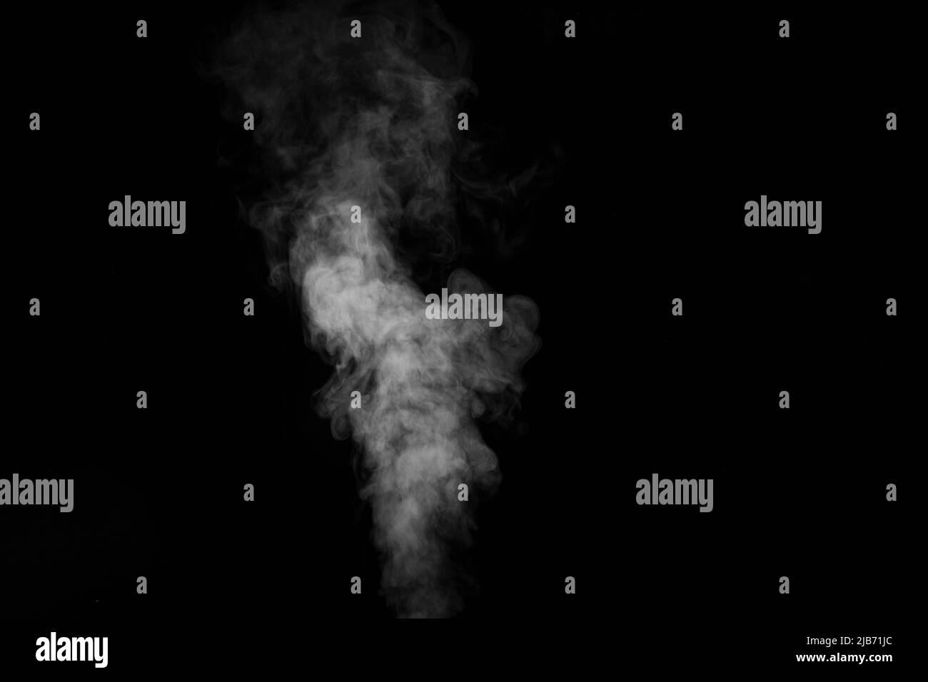 White vapor, smoke on a black background to add to your pictures ...