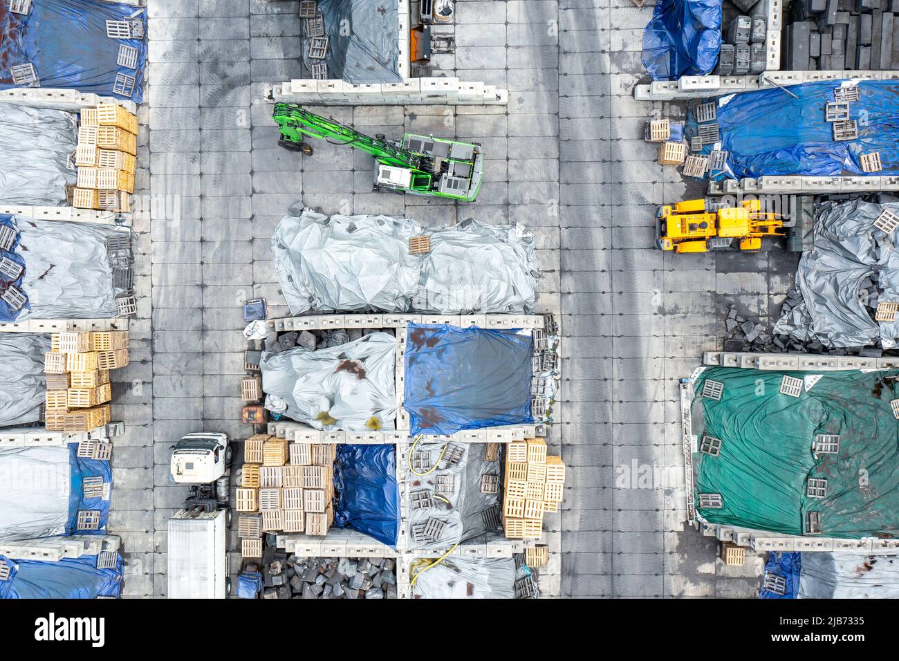 Scrap metal aerial view hi-res stock photography and images - Alamy