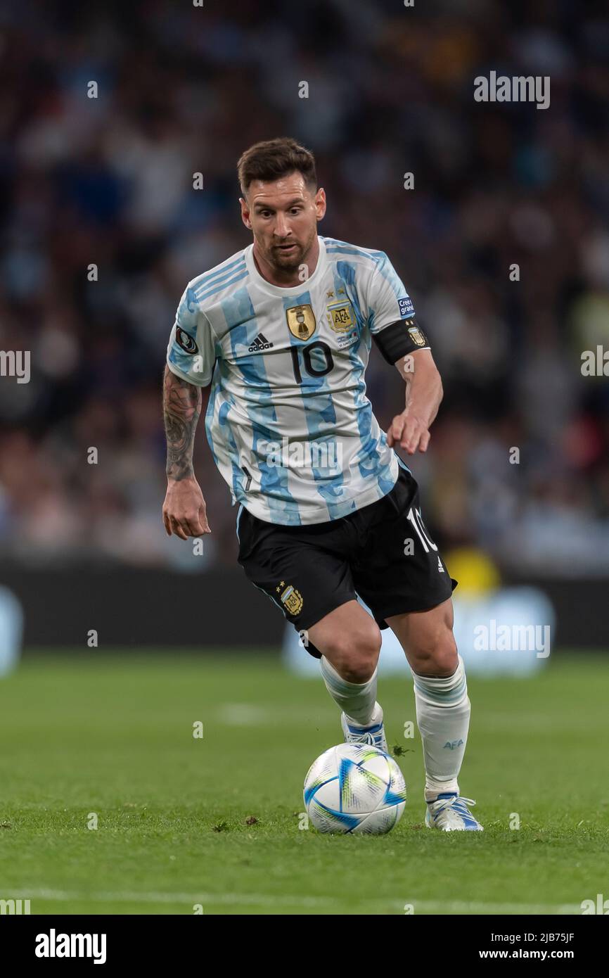 Lionel messi argentina 2022 hi-res stock photography and images - Alamy