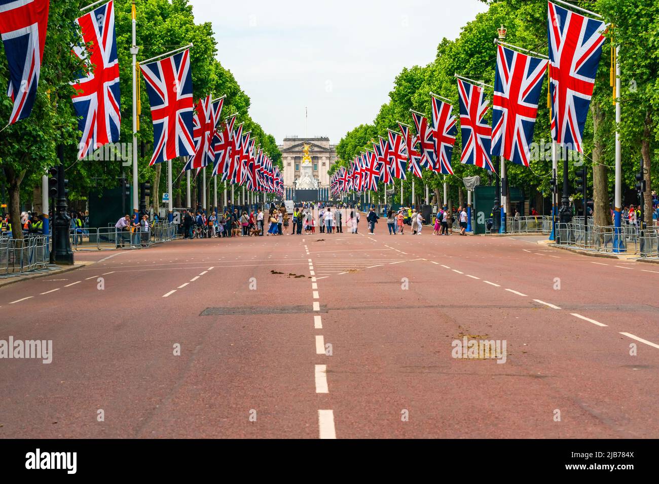 Flags union flags union jack the mall traffic patriotic hi-res stock ...