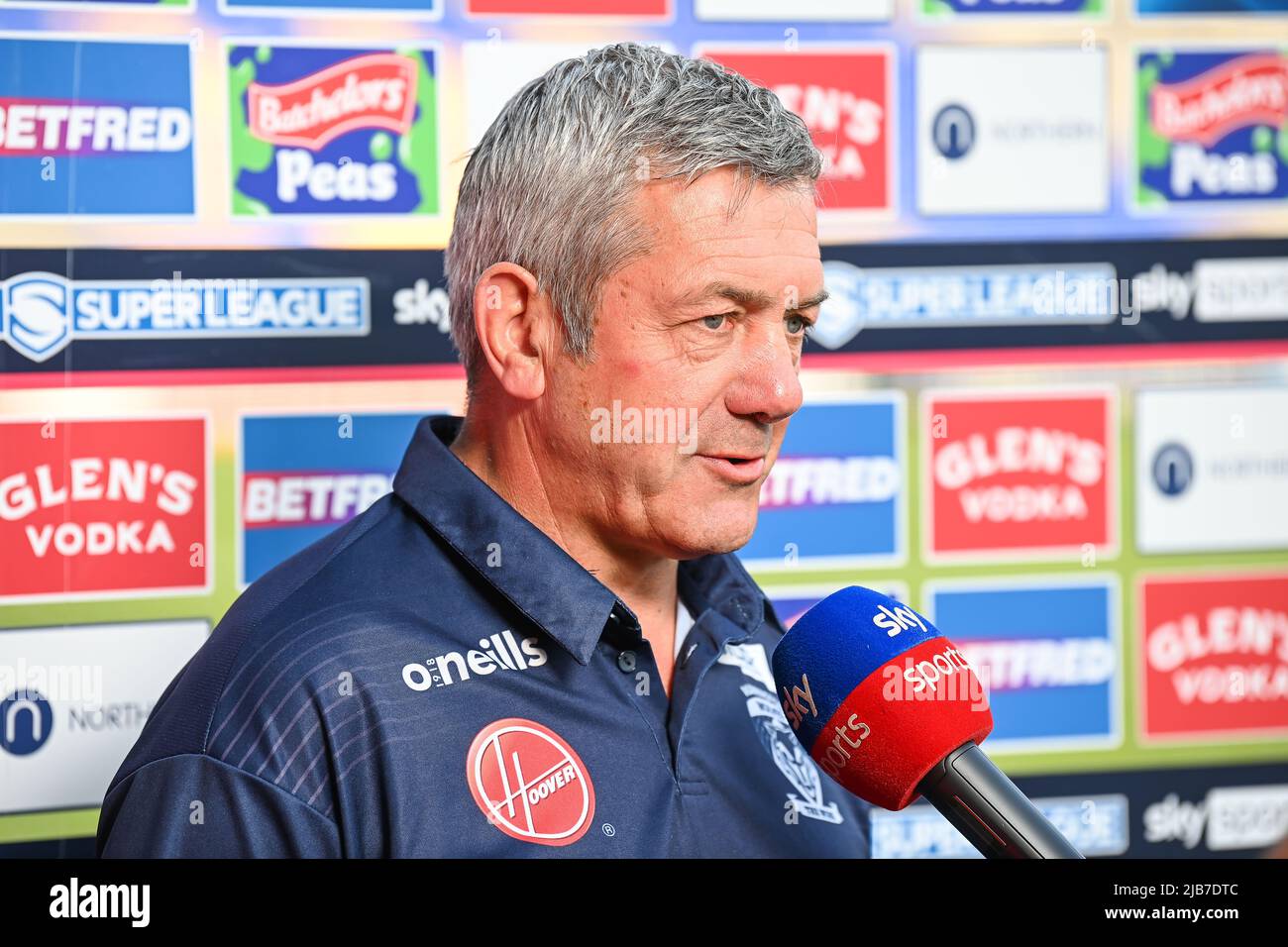 Daryl Powell Head Coach of Warrington Wolves during the pre match ...