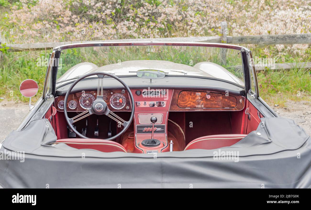 Austin healey 3000 hi-res stock photography and images - Alamy