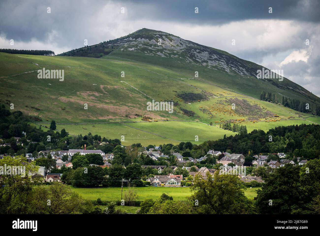 Tweed valley scotland mountain bike hi-res stock photography and images ...