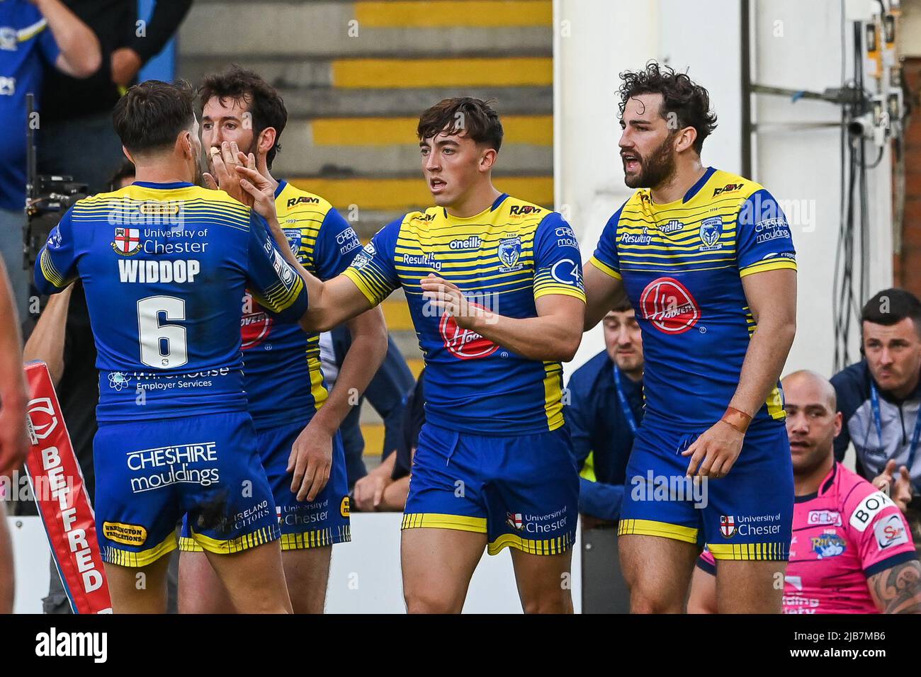 Matty Ashton #5 of Warrington Wolves celebrates his try Stock Photo - Alamy