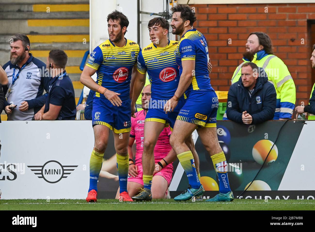 Matty Ashton #5 of Warrington Wolves celebrates his try Stock Photo - Alamy
