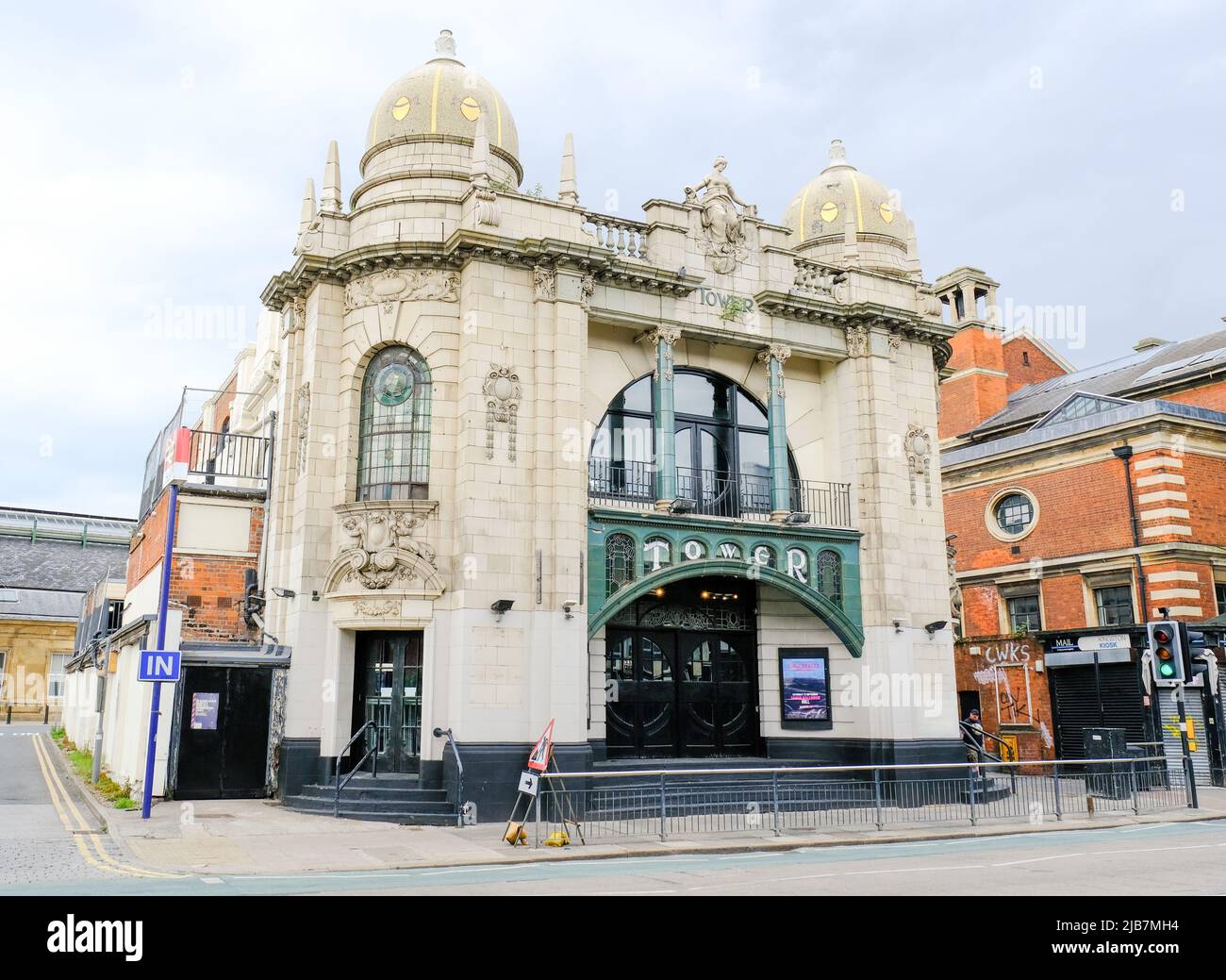Hull railway station sign hi-res stock photography and images - Alamy