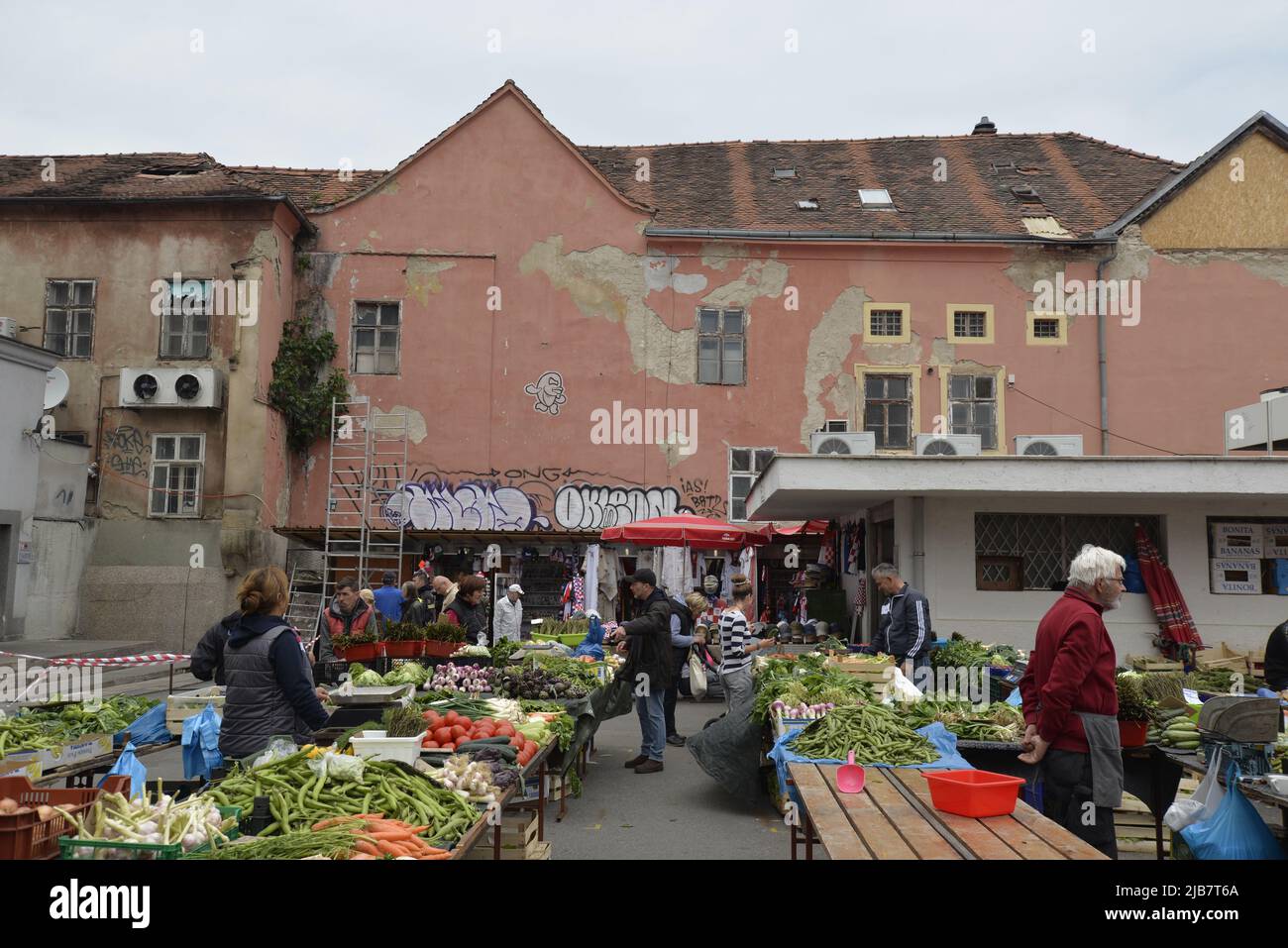 Old zagreb town market hi-res stock photography and images - Alamy