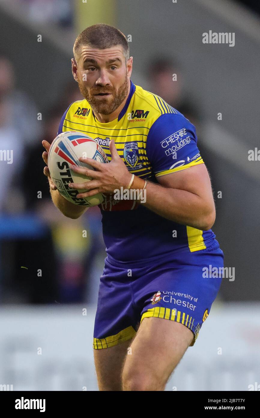New signing Kyle Amor (32) of Warrington Wolves during the game Stock ...
