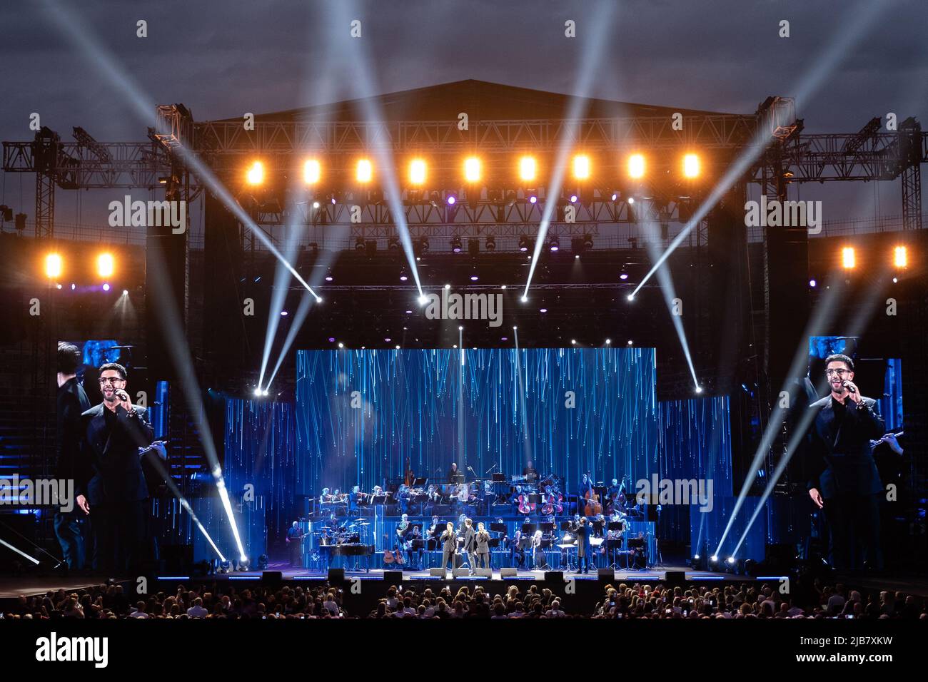 Il volo 10 years live world tour hi-res stock photography and images ...