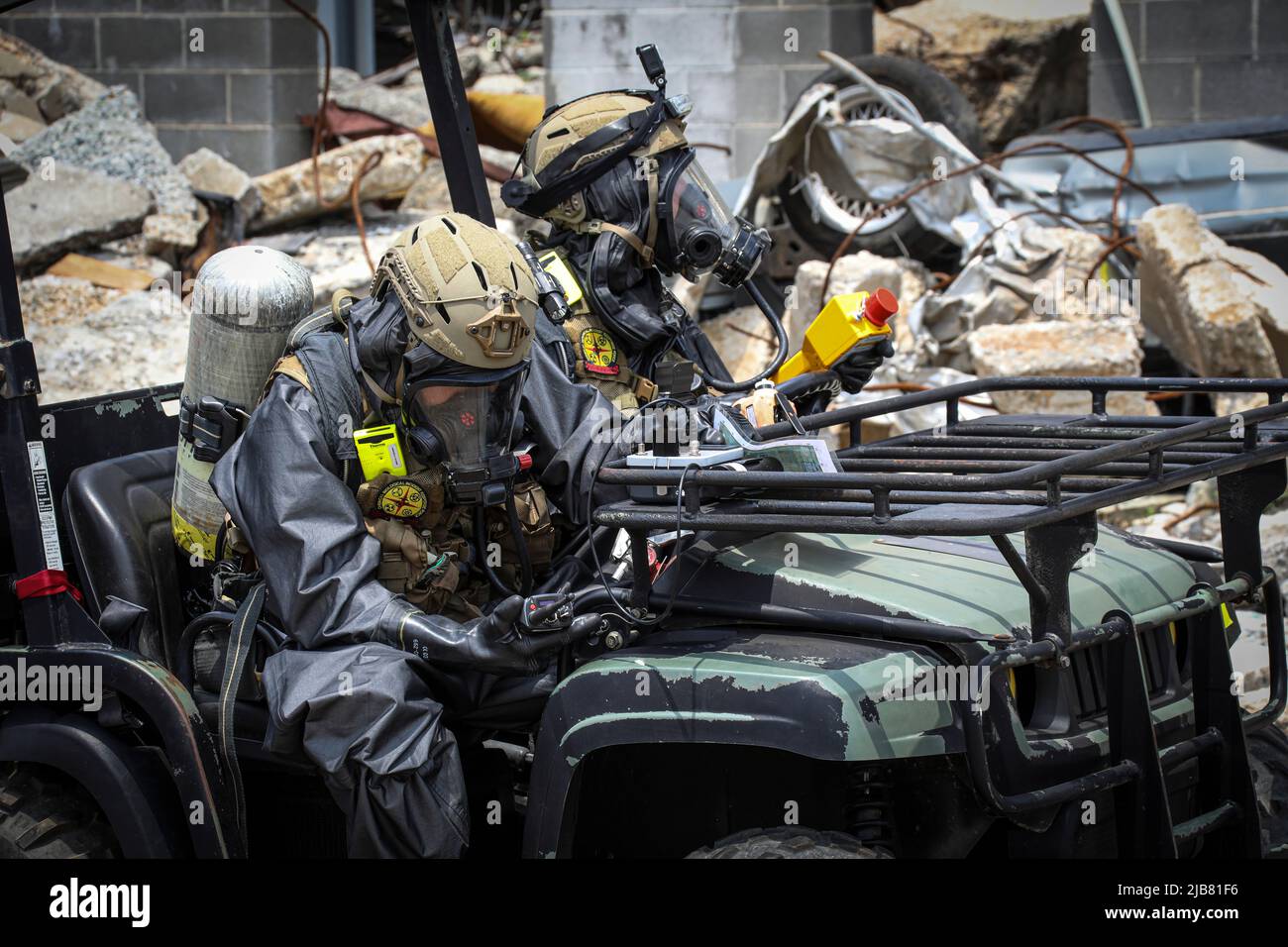 U.S. Marines and Sailors with Chemical Biological Incident Response ...