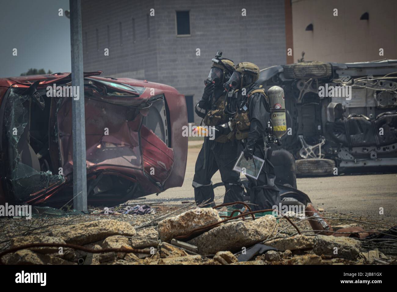 Chemical biological incident response force hi-res stock photography ...
