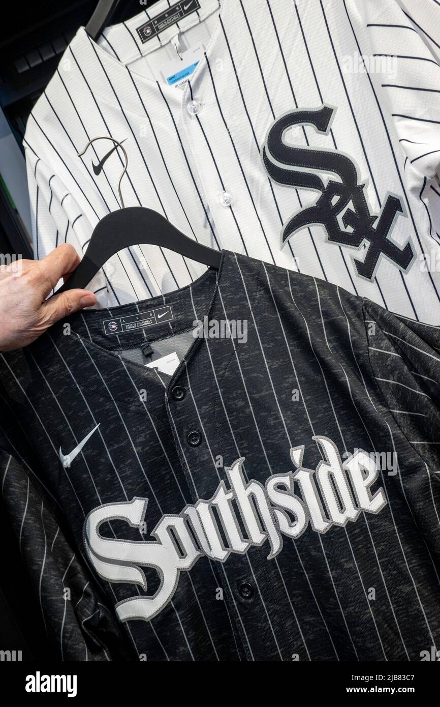 Major League Baseball flagship store in Rockefeller Center offers team ...