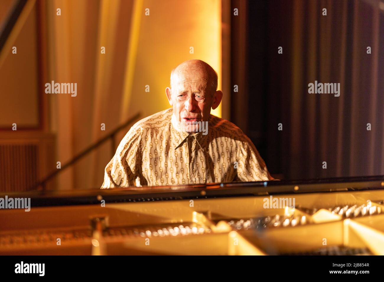 Cottbus, Germany. 03rd June, 2022. David Helfgott plays himself before ...