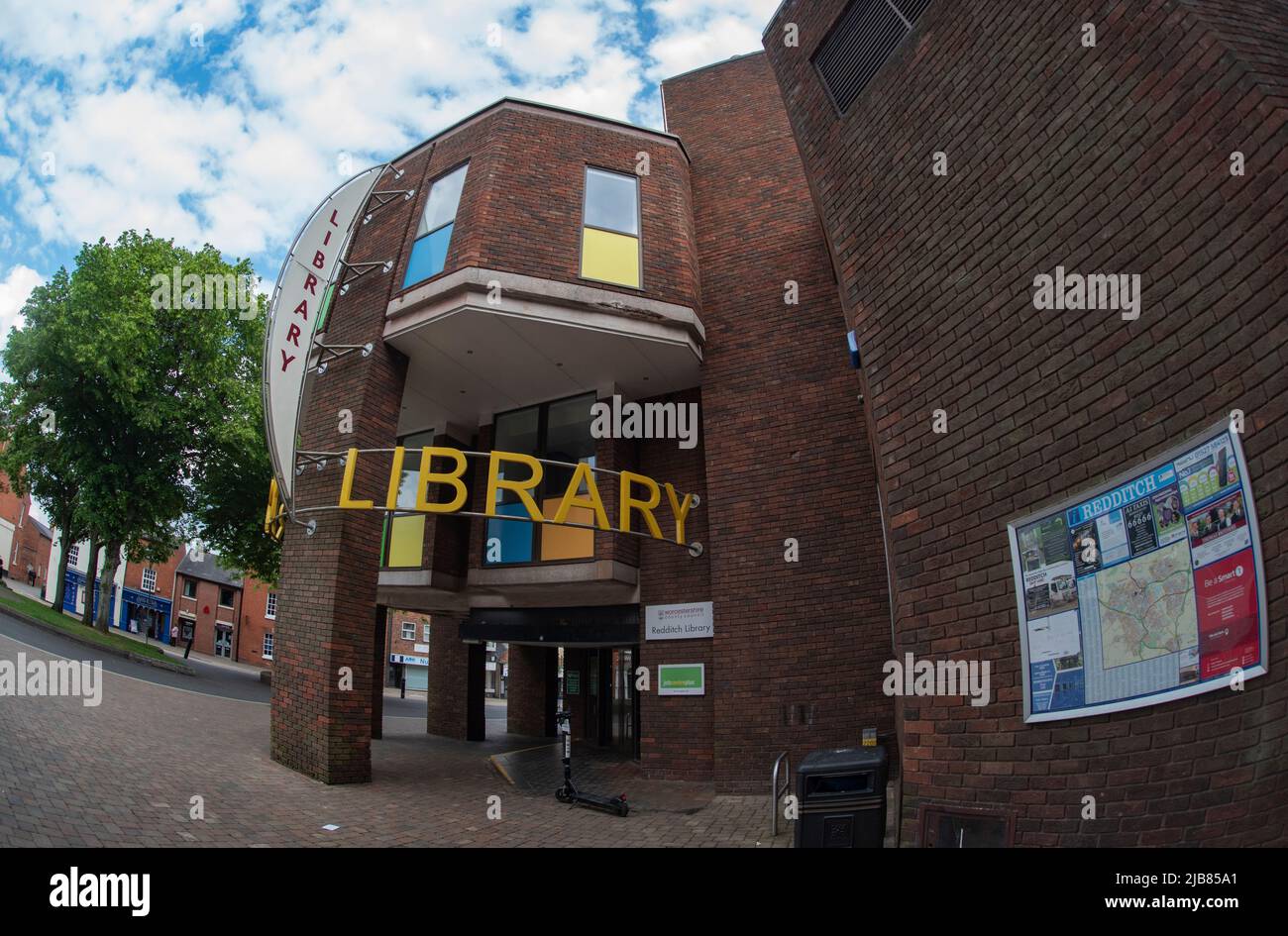 Redditch library hi-res stock photography and images - Alamy