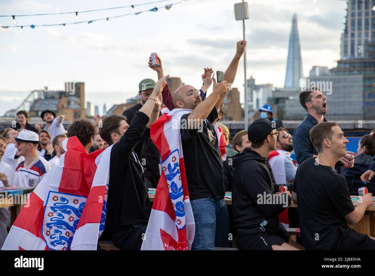 England football fans watch and celebrate the Euros match against the ...