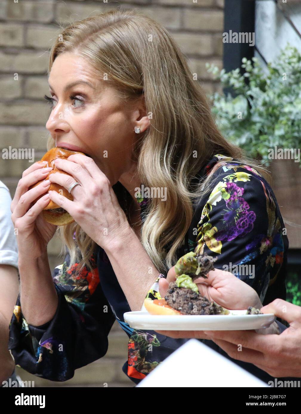 June 02, 2022.Kelly Ripa, on Live with Kelly & Ryan-Foodfluencer Friday ...
