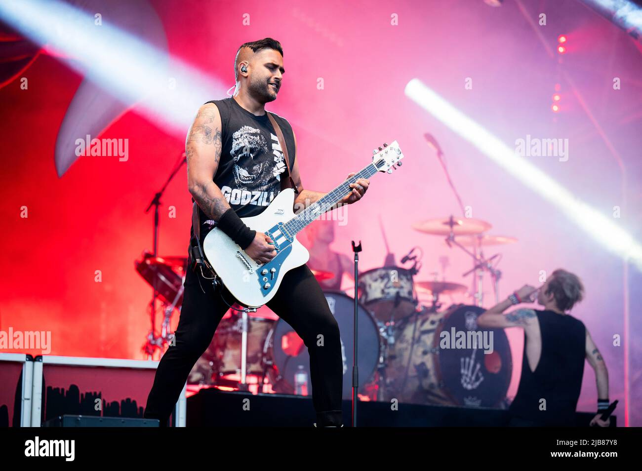 Leeds, UK. 03rd June 2022. Jason McCaslin, drummer Frank Zummo ...
