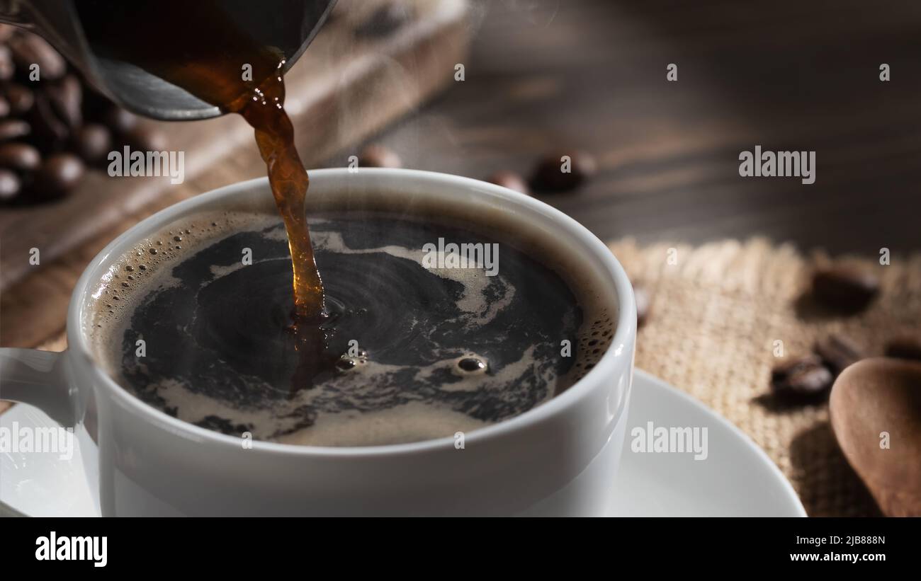 Hot coffee cup aroma hi-res stock photography and images - Alamy