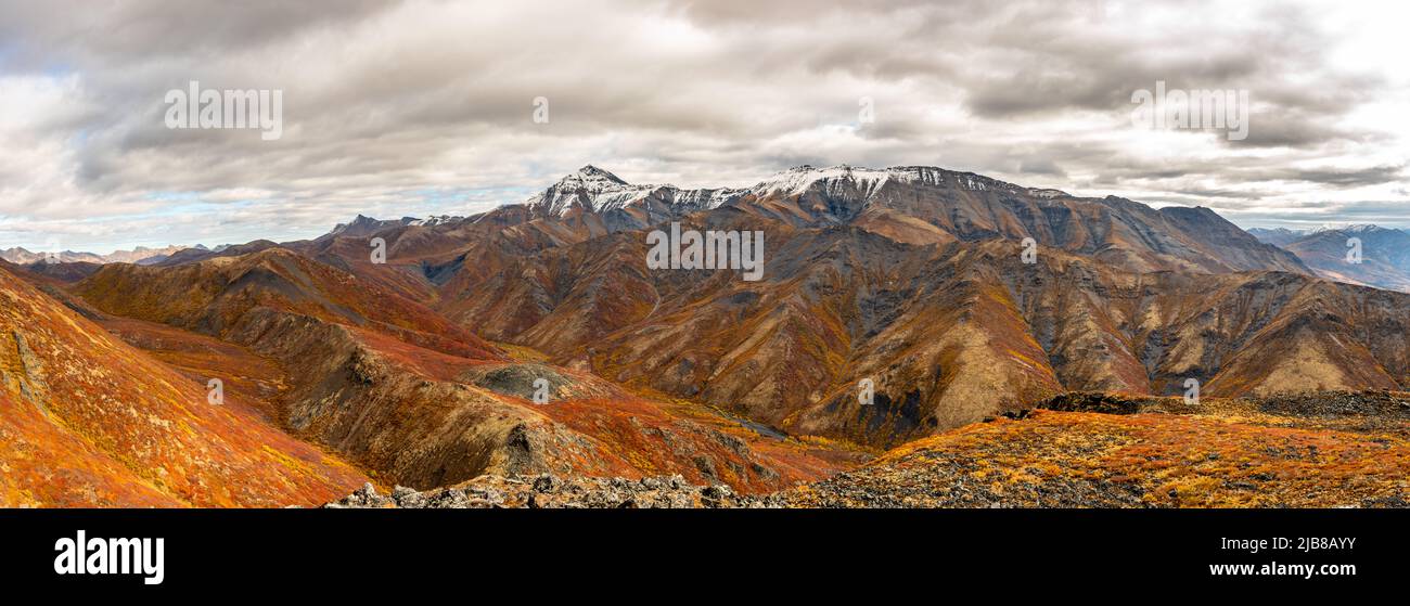 Stunning fall autumn landscape in northern Canada, Yukon Territory ...