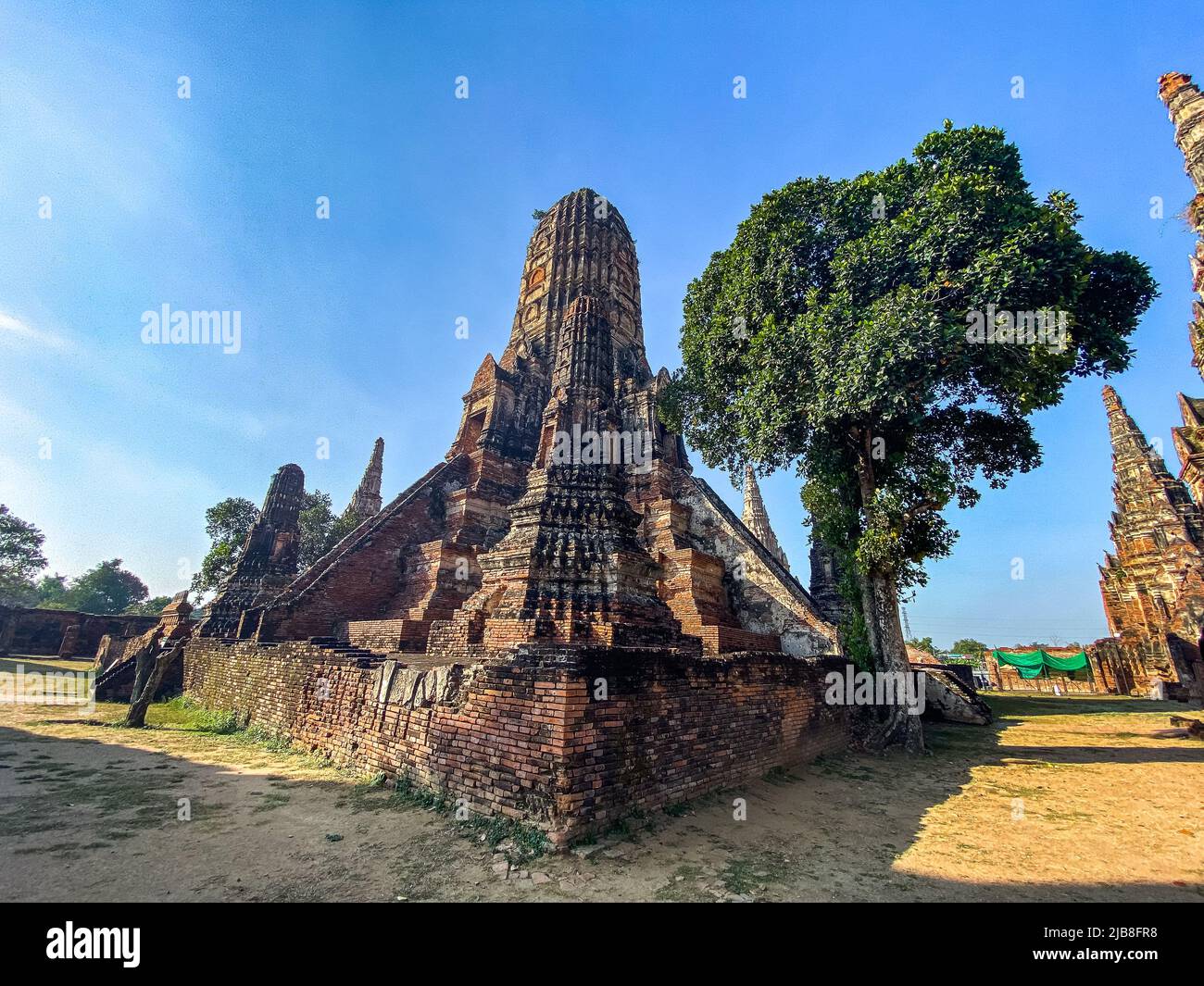 Mongkhon temple hi-res stock photography and images - Alamy