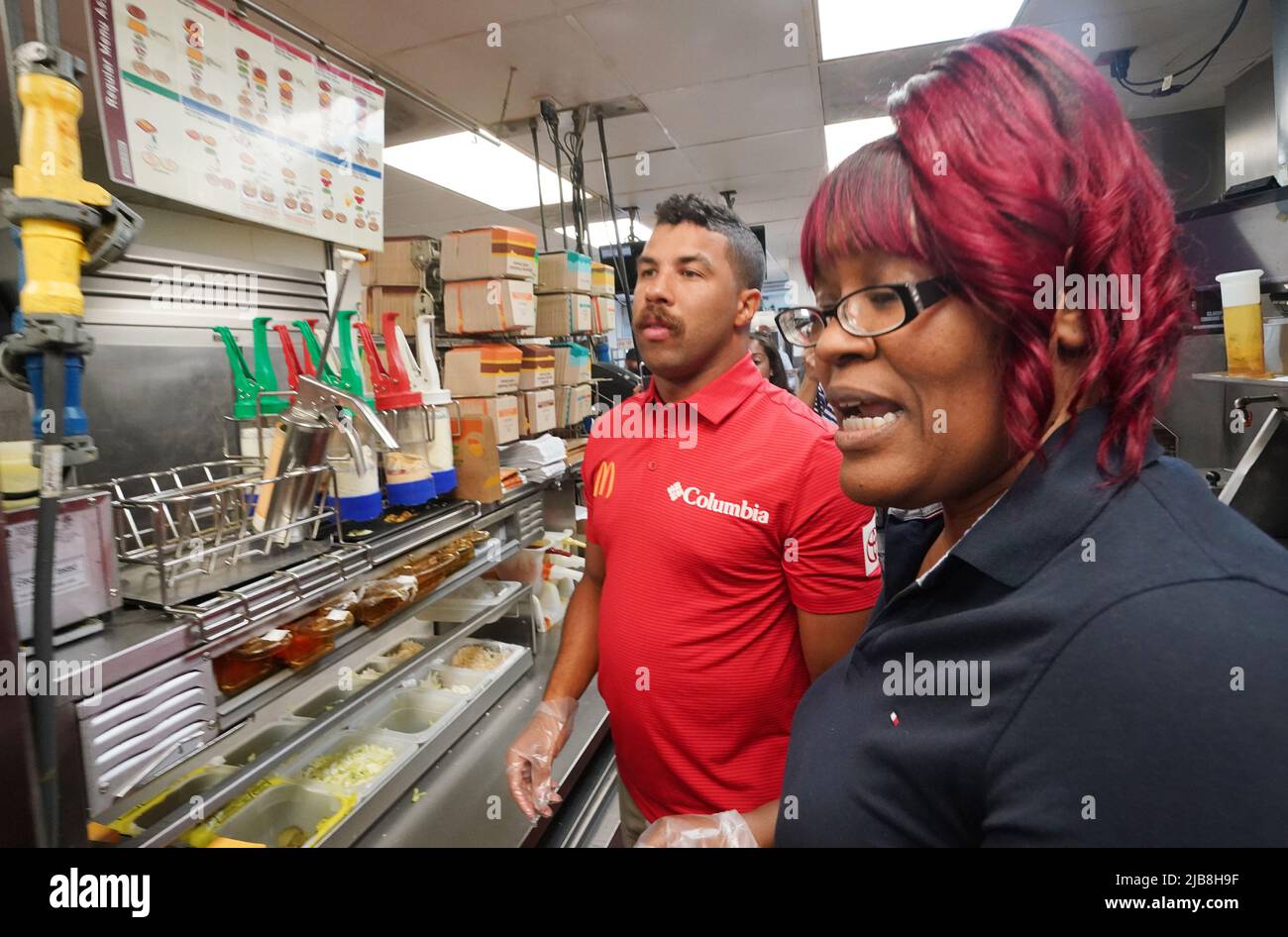 East St. Louis, USA. 04th June, 2022. NASCAR driver Bubba Wallace ...