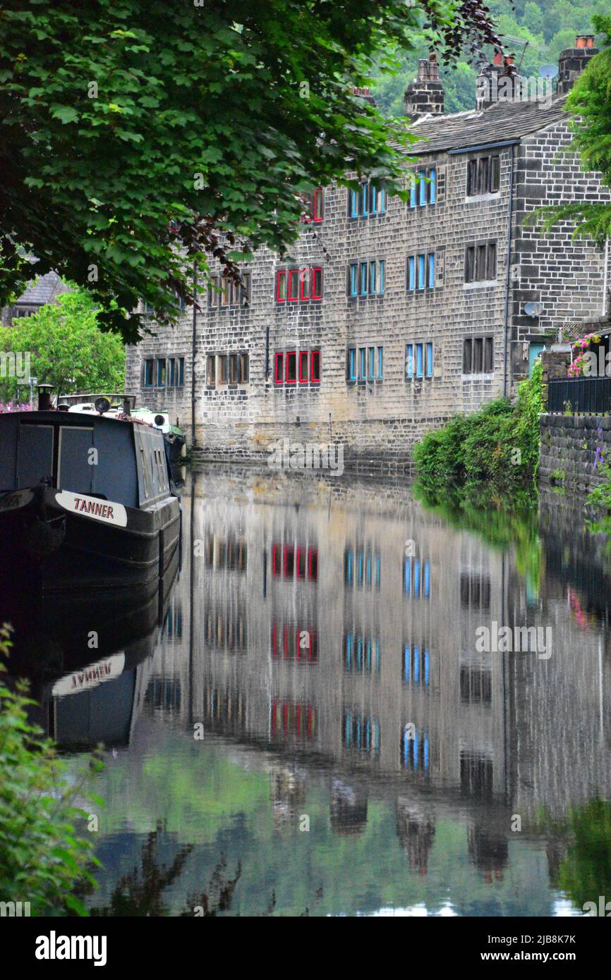 Rochdale Canal, Hebden Bridge Stock Photo - Alamy