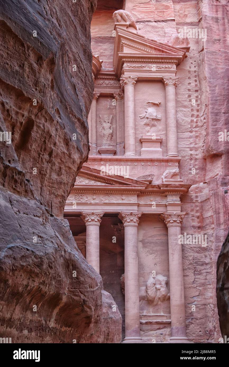 Jordan wadirum hi-res stock photography and images - Alamy