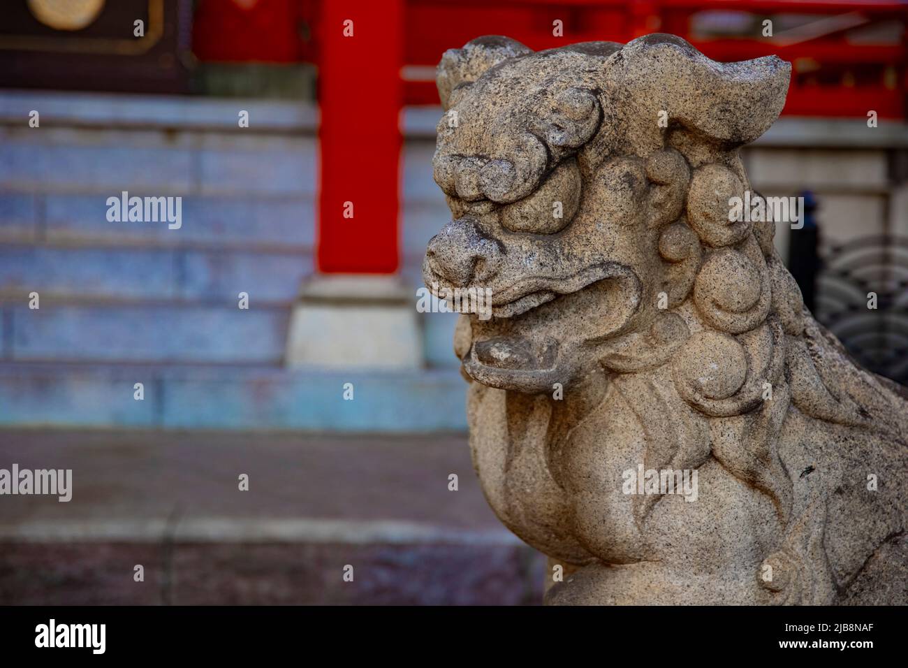 Statue guardian dog at Kanda shrine in Tokyo Stock Photo - Alamy