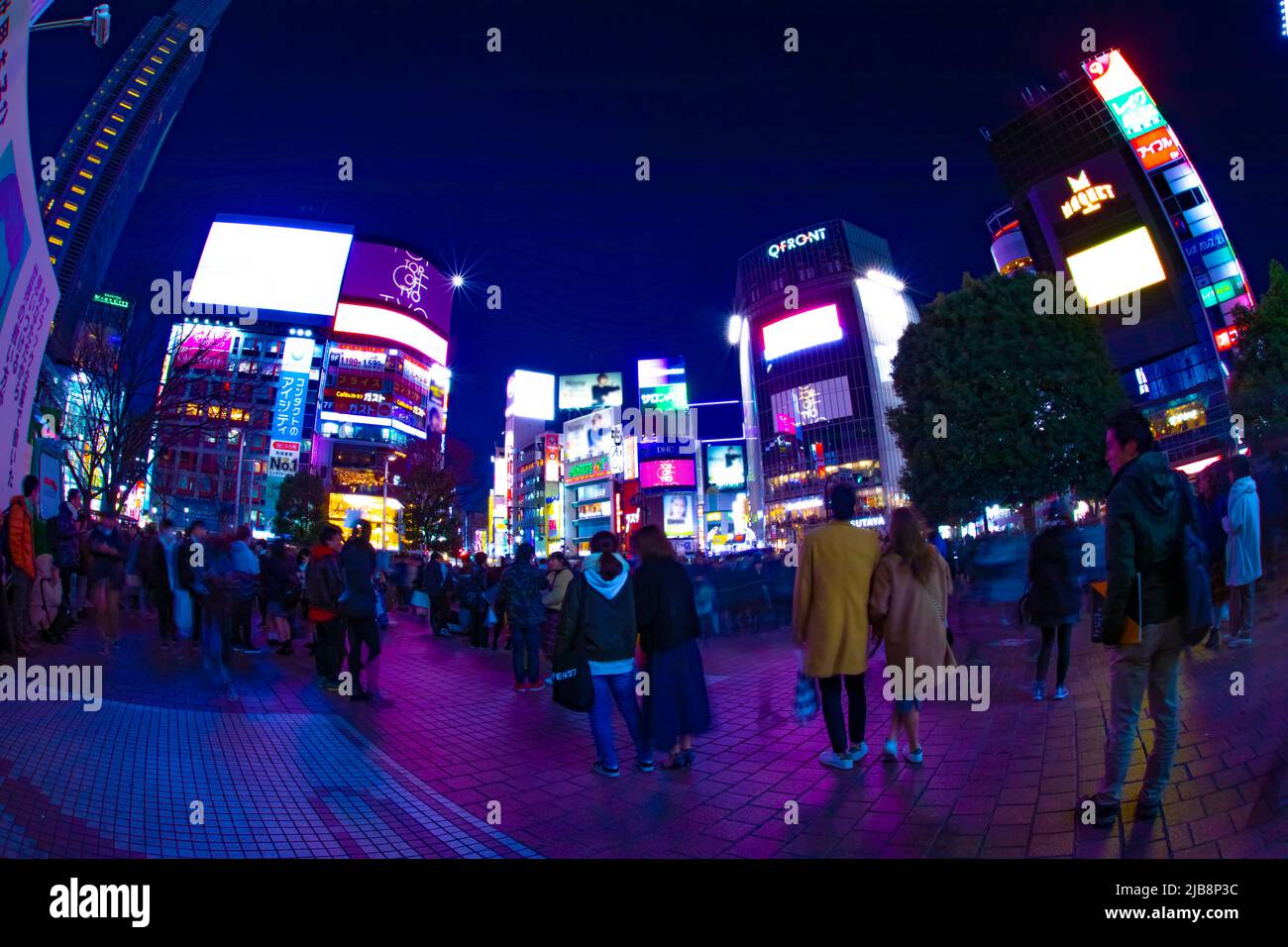 Night crossing at the neon town in Shibuya Tokyo Stock Photo - Alamy
