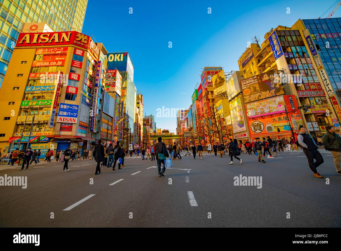 Scenery and scenery street downtown town buildings in the city hi-res ...