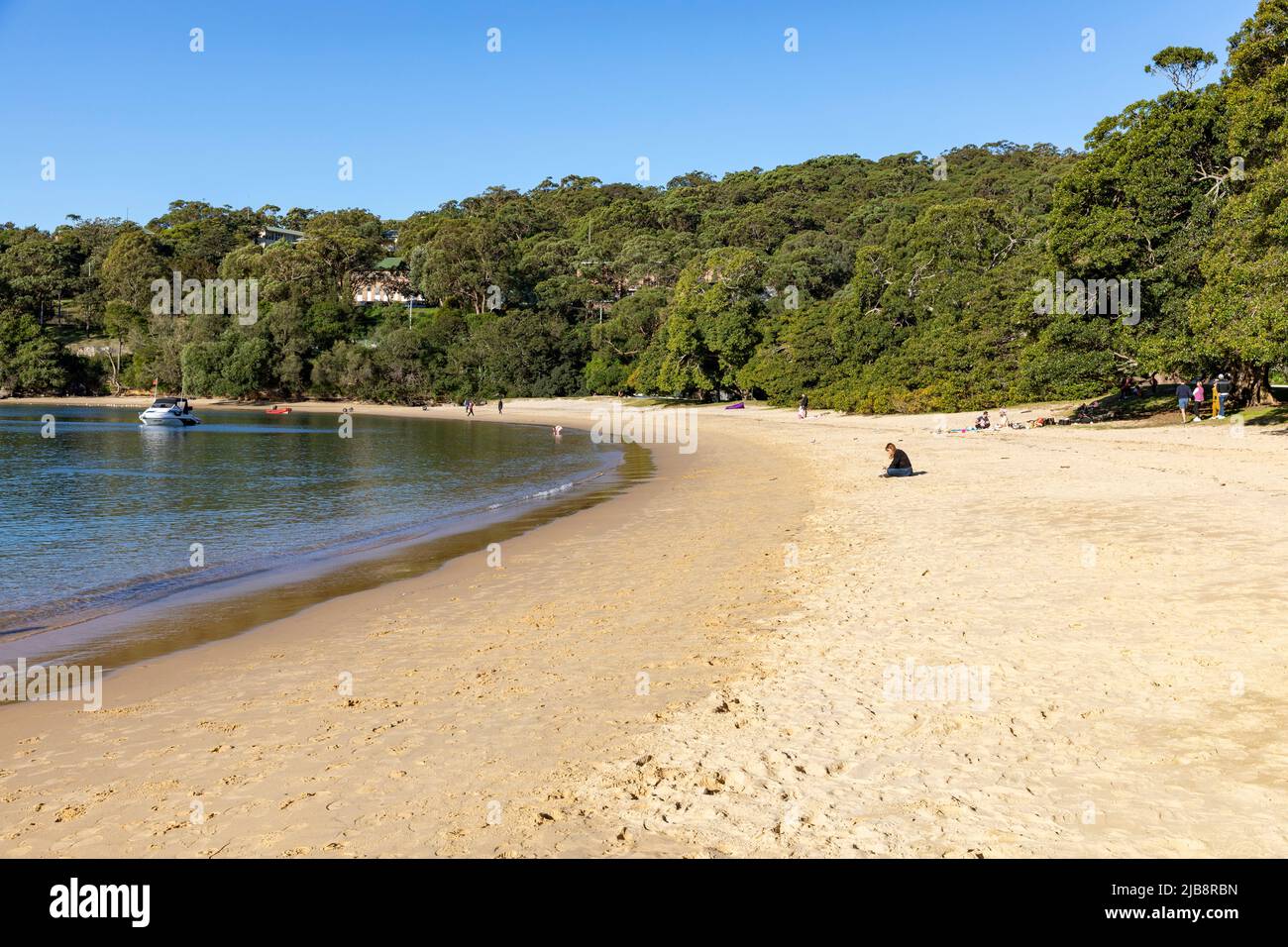 Balmoral Beach in the Sydney area of Mosman on a sunny winters day ...