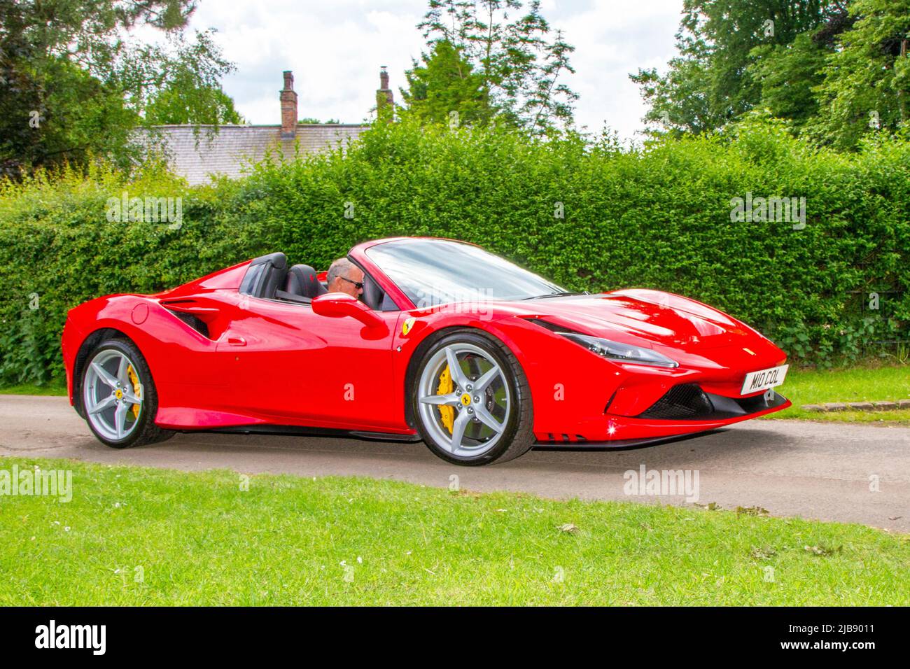 2021 ferrari f8 spider 3 9t v8 f1 dct hi-res stock photography and ...