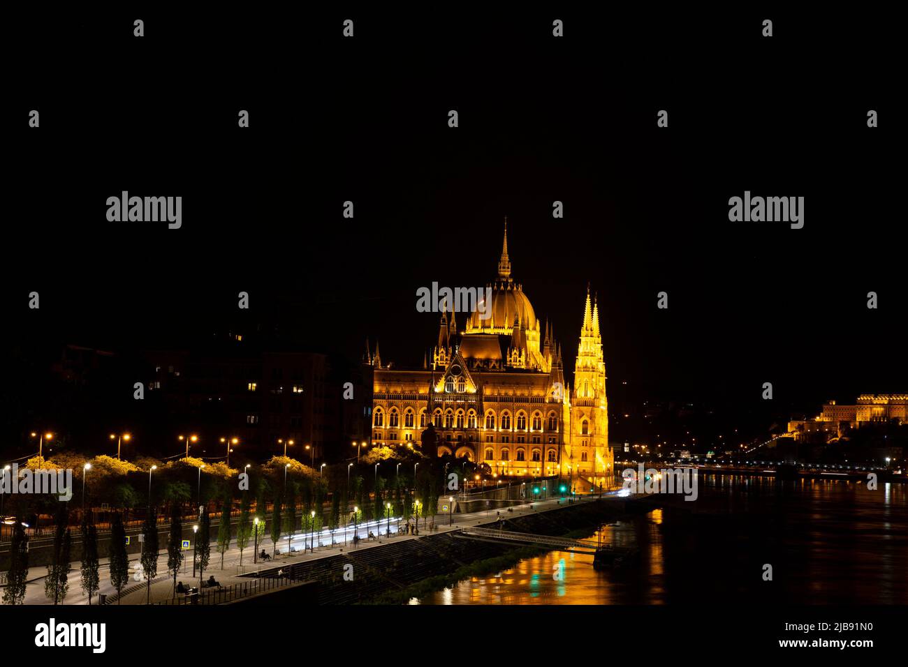 a nightscape photo for budapest city , it shows the most attractive ...