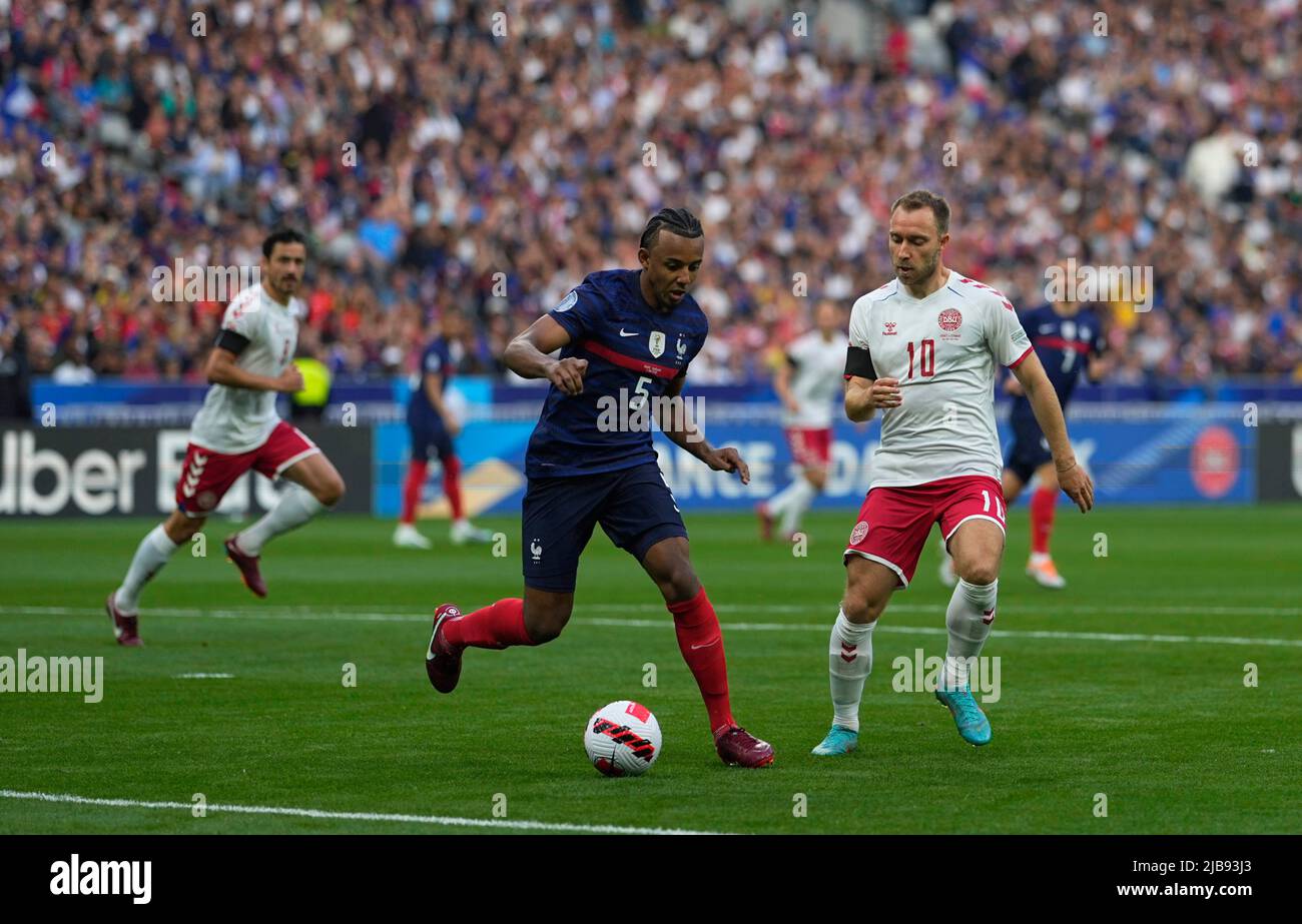 Stade de France, Paris, France. 3rd June, 2022. Jules Koundé battle for ...