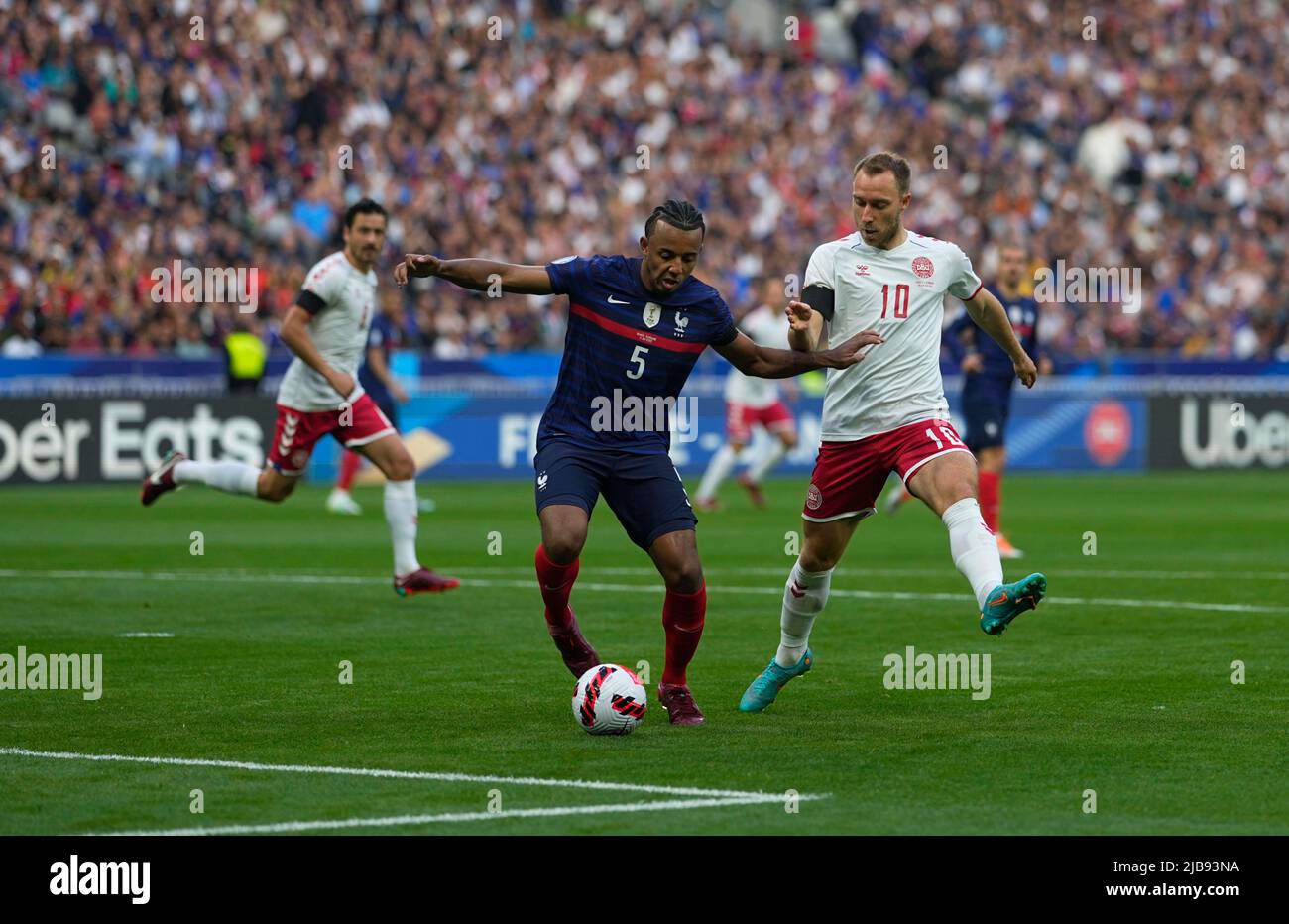 Stade de France, Paris, France. 3rd June, 2022. Jules Koundé battle for ...