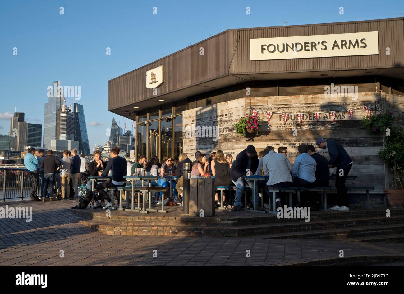 Union Jack flags up in bars and pubs by river Thames to commemorate ...
