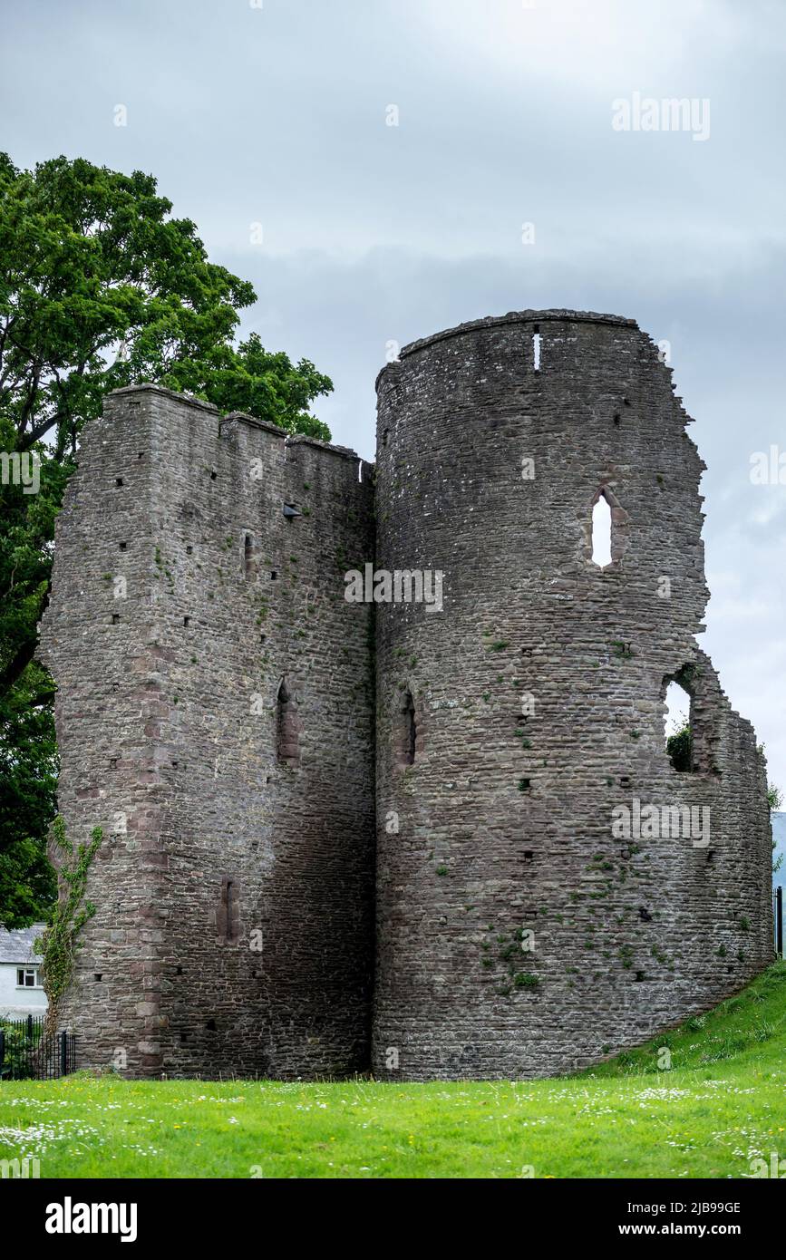 Brecon, May 15th 2022: The remains of the castle in the centre of ...