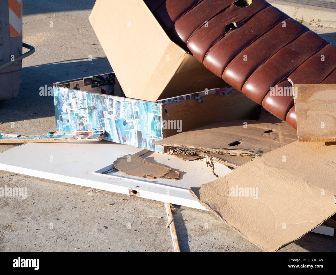 Overflowing garbage container on a street. Recycling concept. HQ image ...