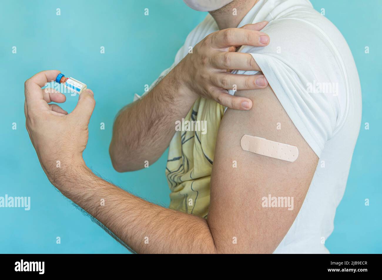 Shoulder pain injection hi-res stock photography and images - Alamy