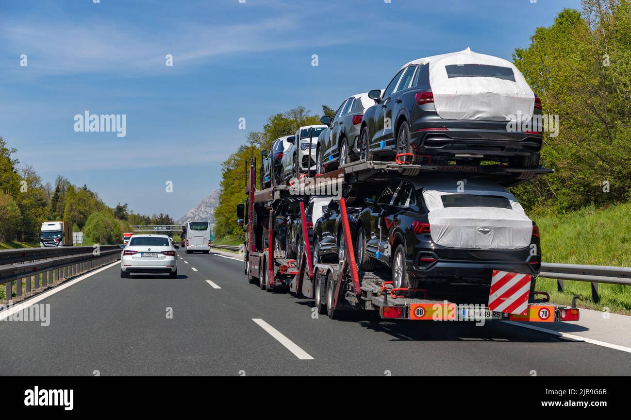 Car transporter truck hi-res stock photography and images - Alamy