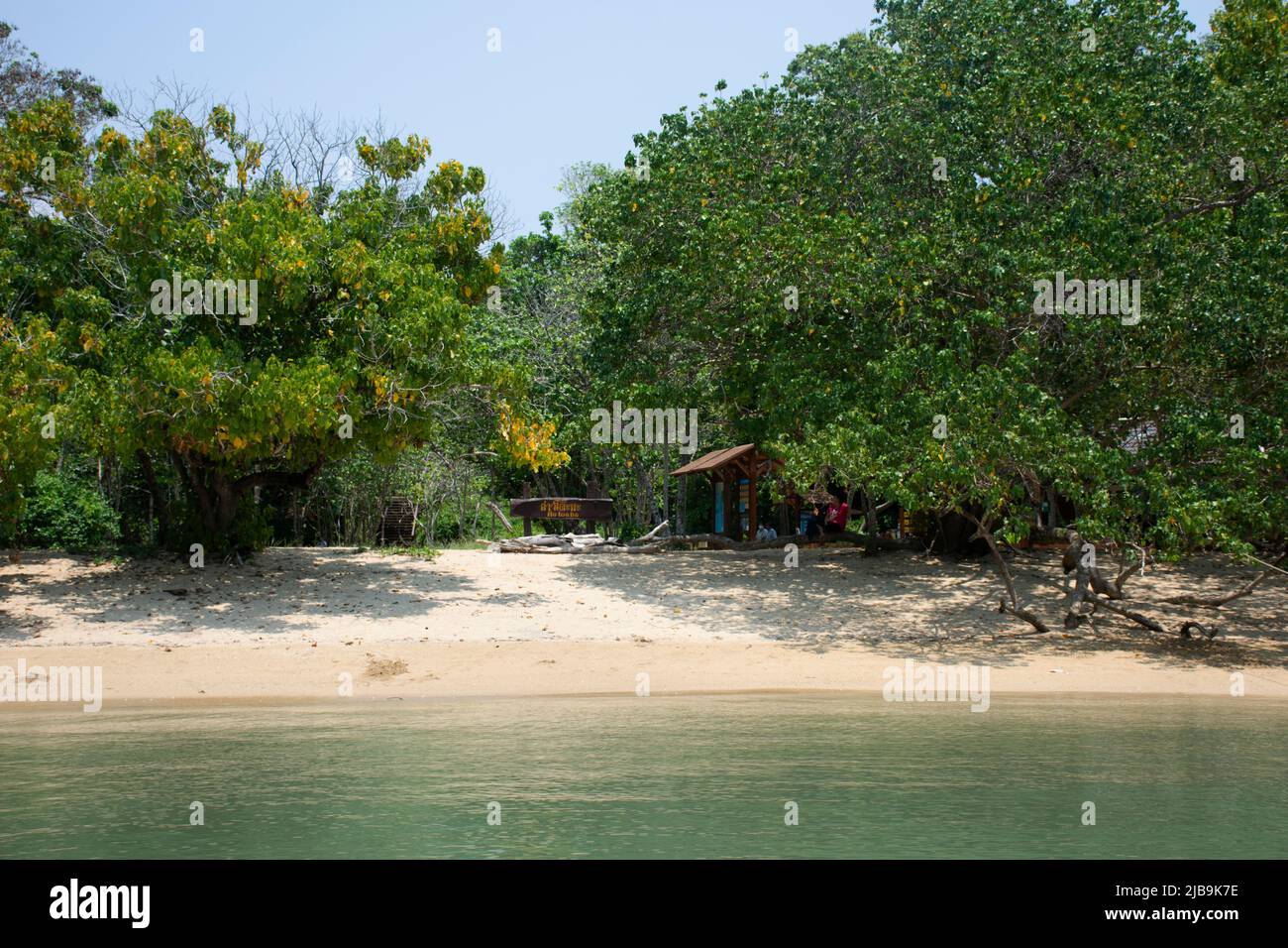 Ao Toa Ba beach for thai people and foreign traveler visit and rest ...